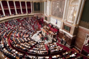 Audioinfos365 - PLFSS 2026 : Rejet d'une contribution progressive sur les bénéfices des ...